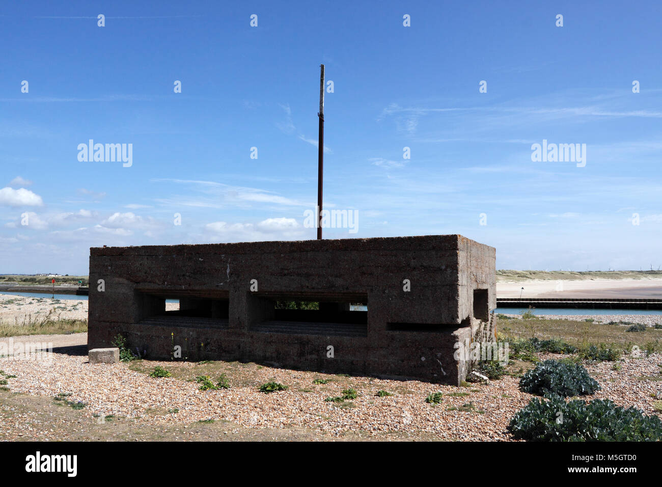 Weltkrieg 2 VICKERS MACHINE GUN BUNKER MMG. Gebaut 1942. Roggen HAFEN ...