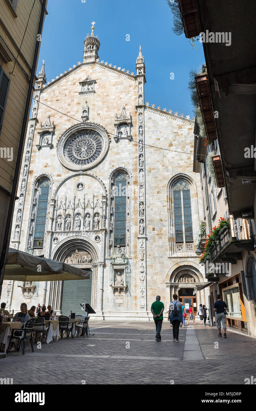 Como, Italien - Juni 9, 2017: Historisches Zentrum von Como, Platz ...