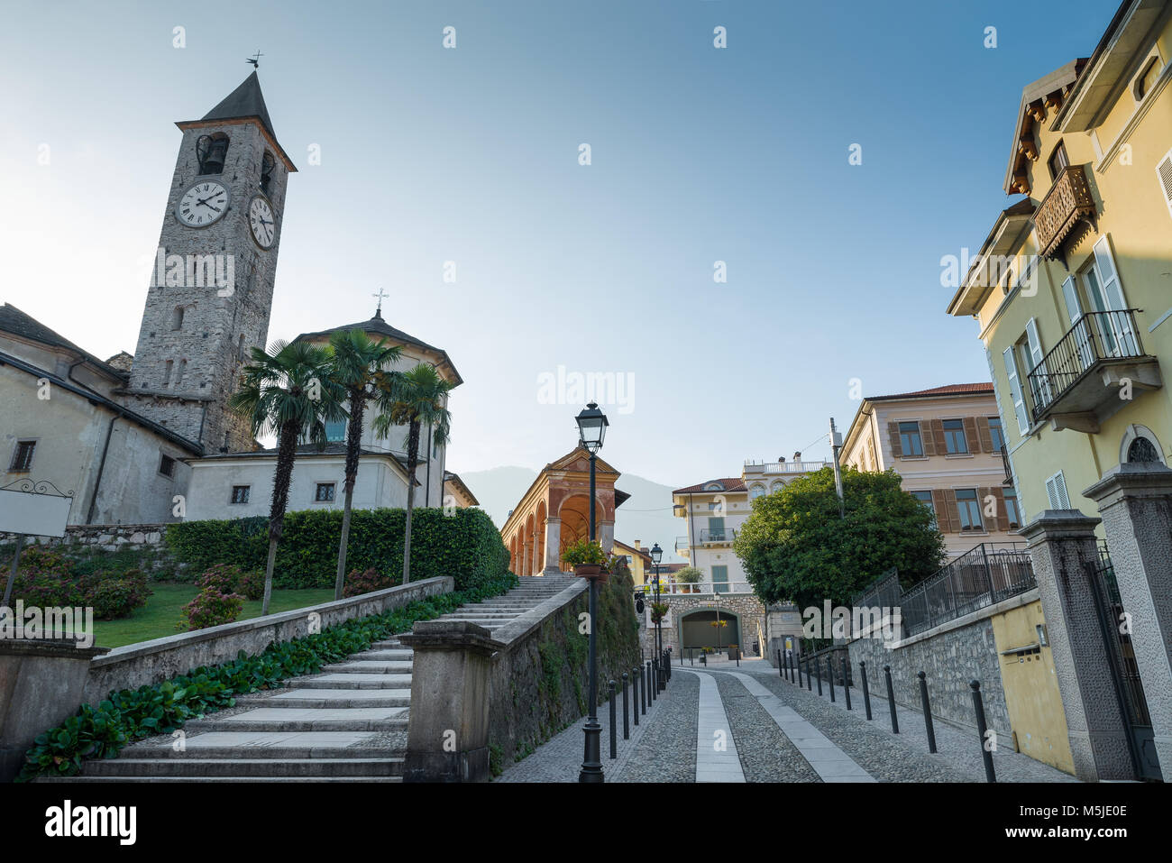 Lago Maggiore, Baveno, historischen Zentrum, Italien. Malerische ...