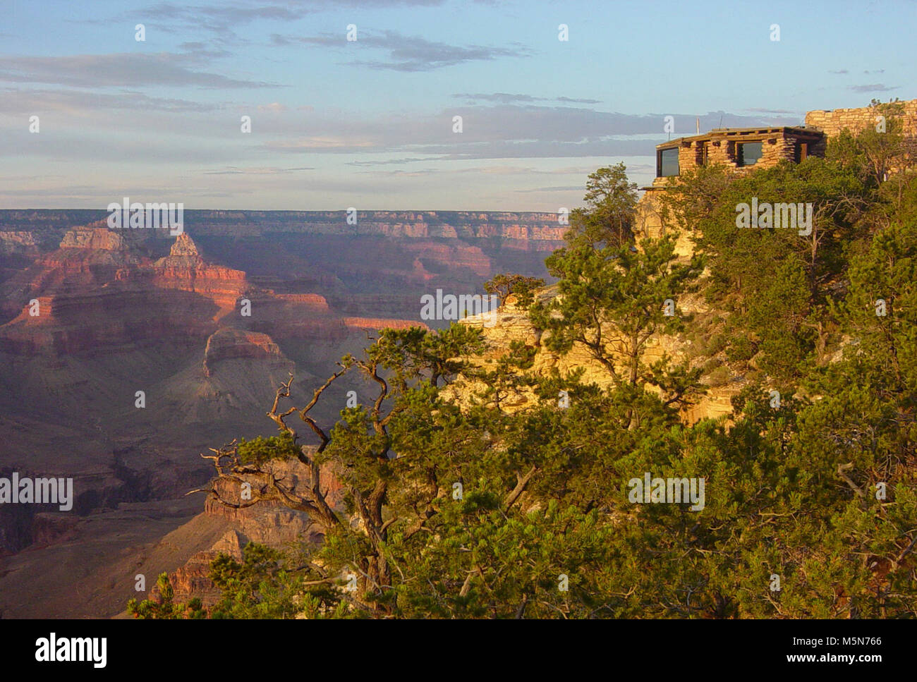 Yavapai Geologie Museum Grand Canyon. Sonnenuntergang am Museum. Wie alt ist die Schlucht? Wie ...