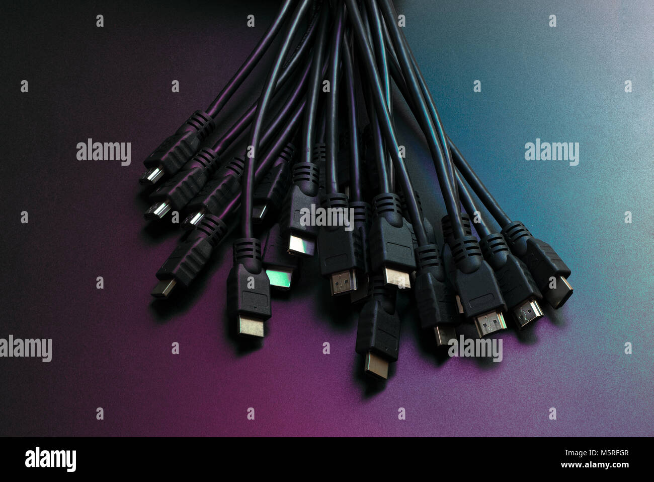 Digitales netzkabel -Fotos und -Bildmaterial in hoher Auflösung – Alamy