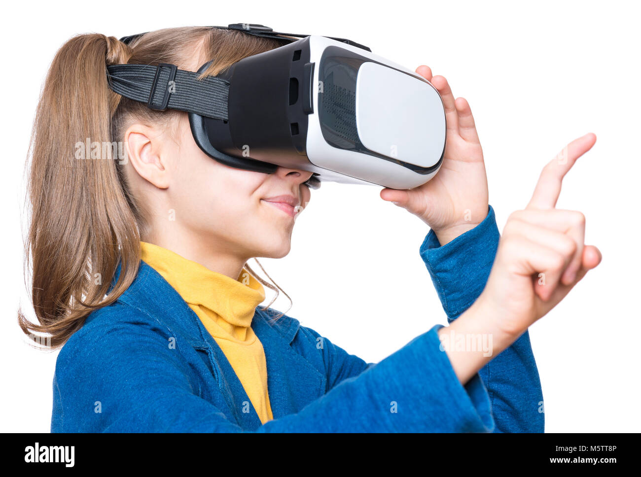 Kind mit vr technologie -Fotos und -Bildmaterial in hoher Auflösung – Alamy