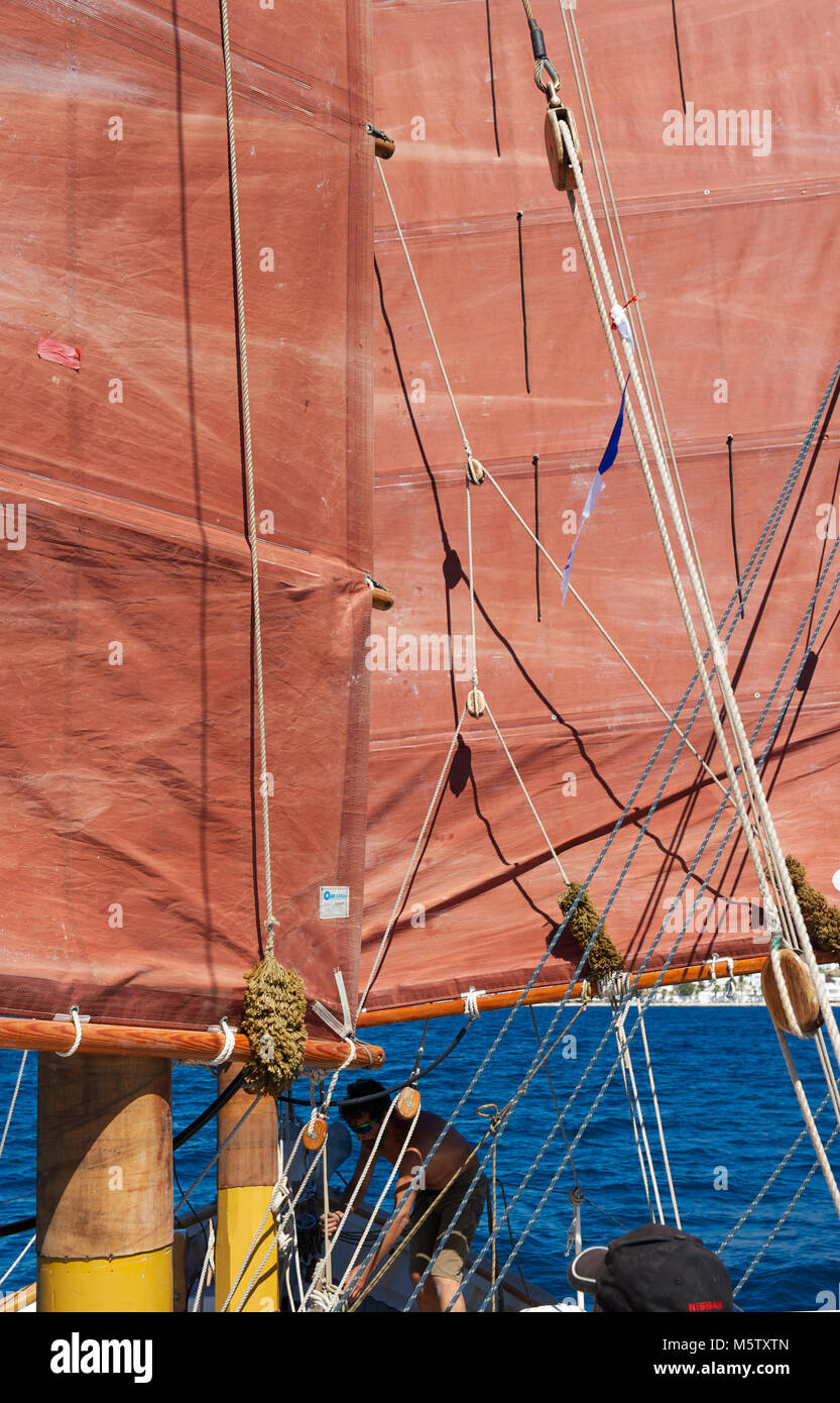 Yacht mit junk rig -Fotos und -Bildmaterial in hoher Auflösung – Alamy