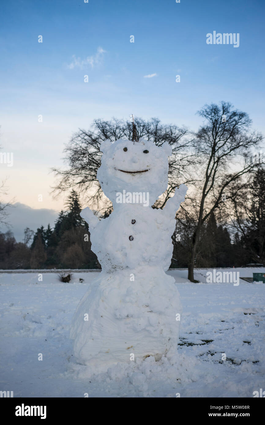 Lachender schneemann -Fotos und -Bildmaterial in hoher Auflösung – Alamy