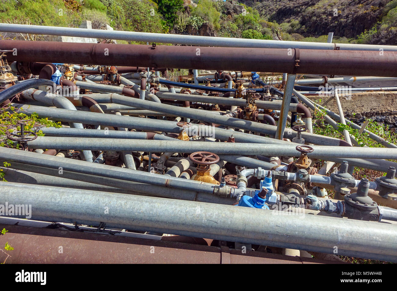 Masse von wasser -Fotos und -Bildmaterial in hoher Auflösung – Alamy