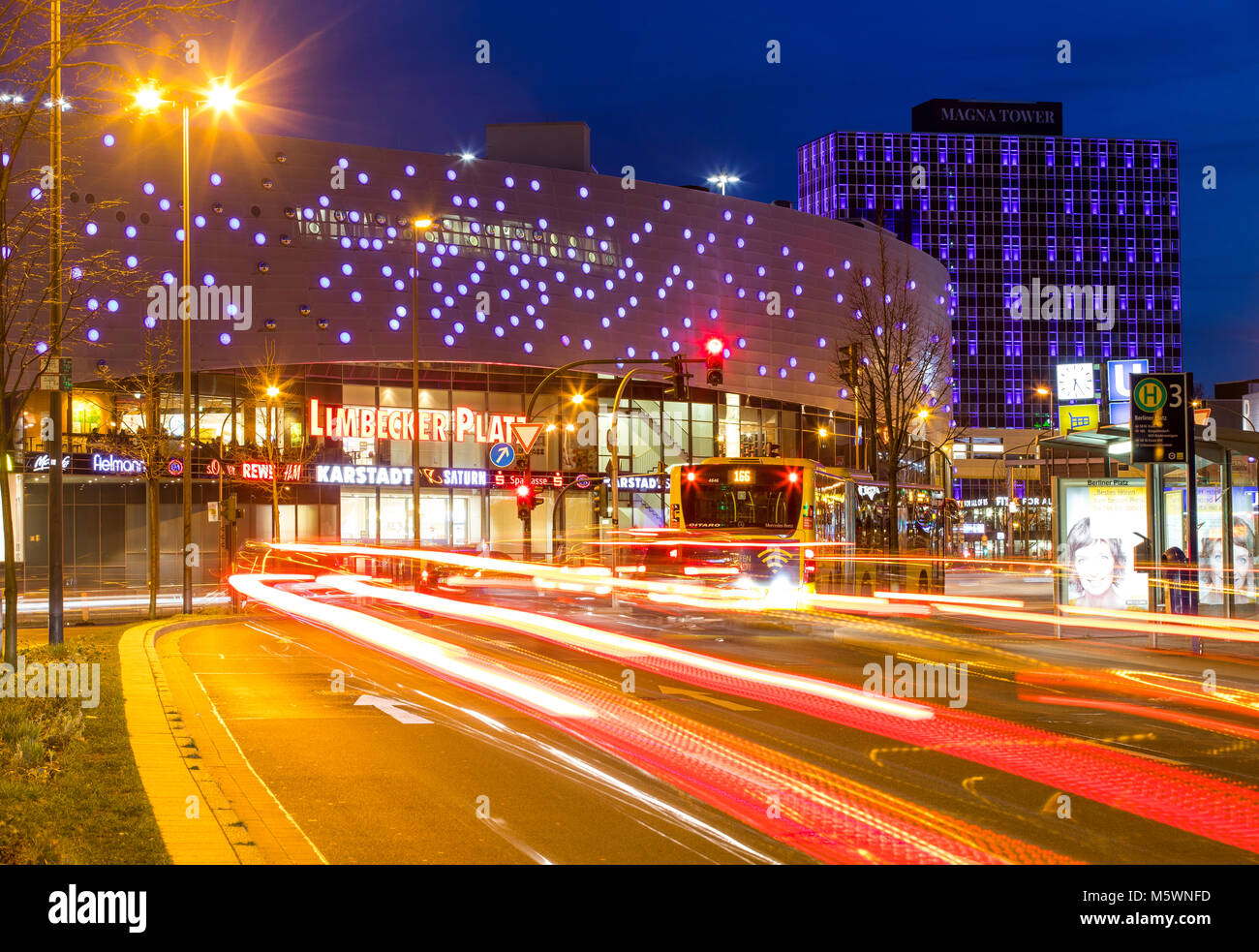 Berliner Platz, Platz, in der Innenstadt von Essen, Limbecker Platz ...