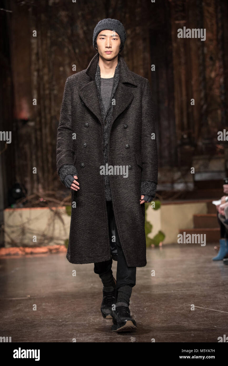 New York Fashion Week Herbst/Winter 2018 - John Varvatos - Catwalk mit ...