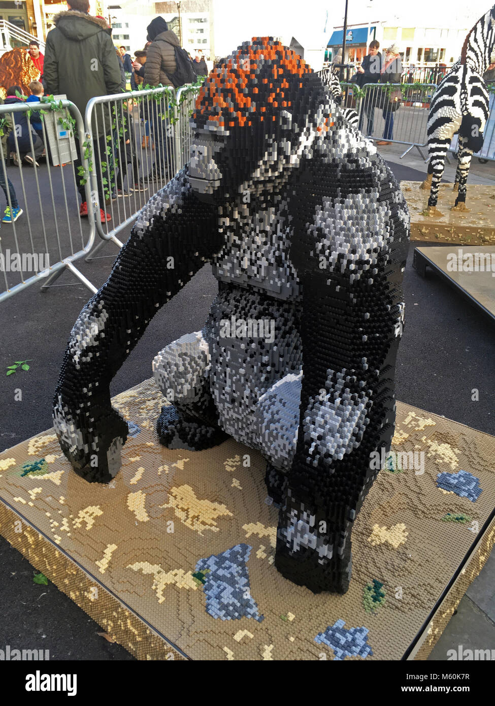Lego gorilla -Fotos und -Bildmaterial in hoher Auflösung – Alamy