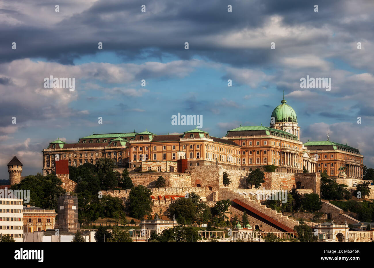 Buda palast -Fotos und -Bildmaterial in hoher Auflösung – Alamy