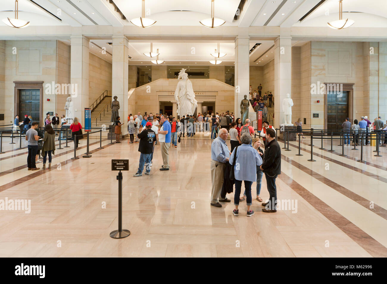 Eingang zum us capitol besucherzentrum -Fotos und -Bildmaterial in ...