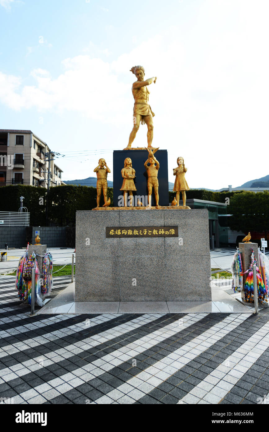 Denkmal an der Nagasaki Atomic Bomb Museum, das den Kindern, die ...
