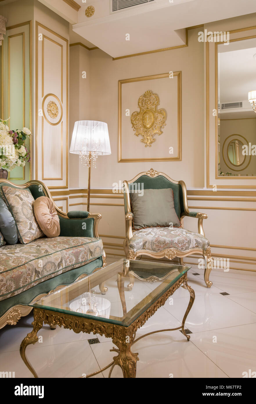 Luxury interior -Fotos und -Bildmaterial in hoher Auflösung – Alamy