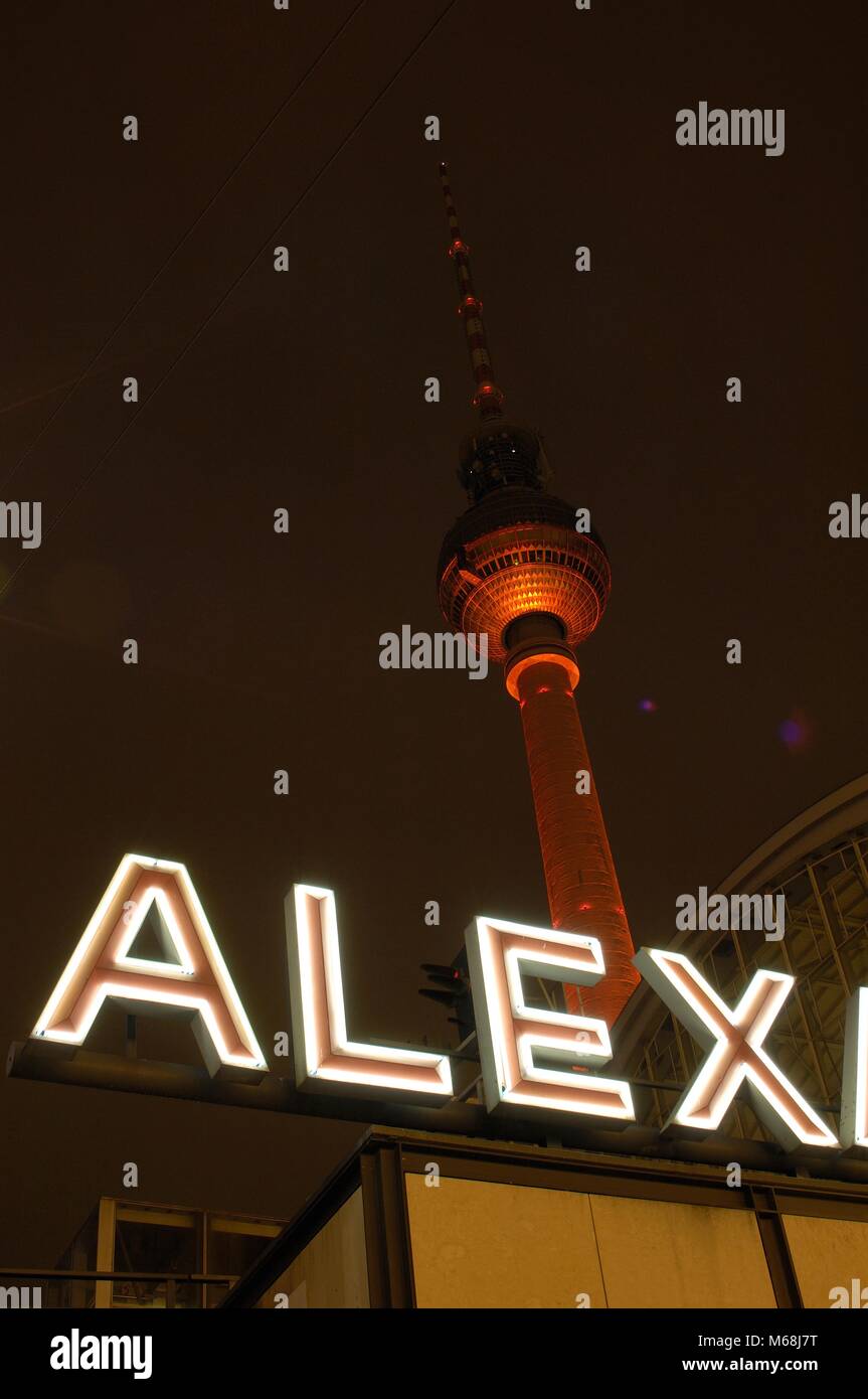 Berlin funkturm -Fotos und -Bildmaterial in hoher Auflösung – Alamy
