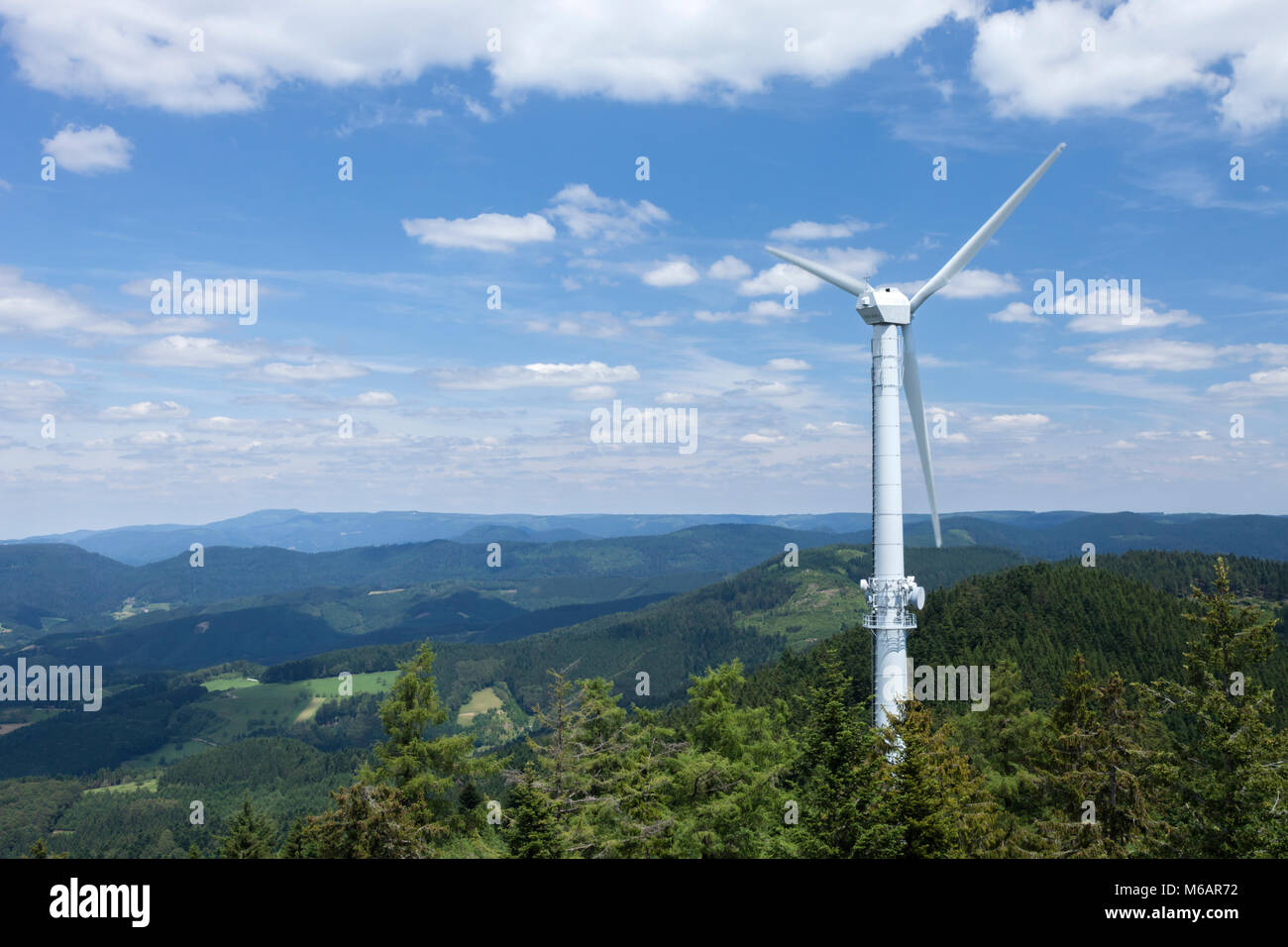 Stromerzeugung aus windenergie -Fotos und -Bildmaterial in hoher ...