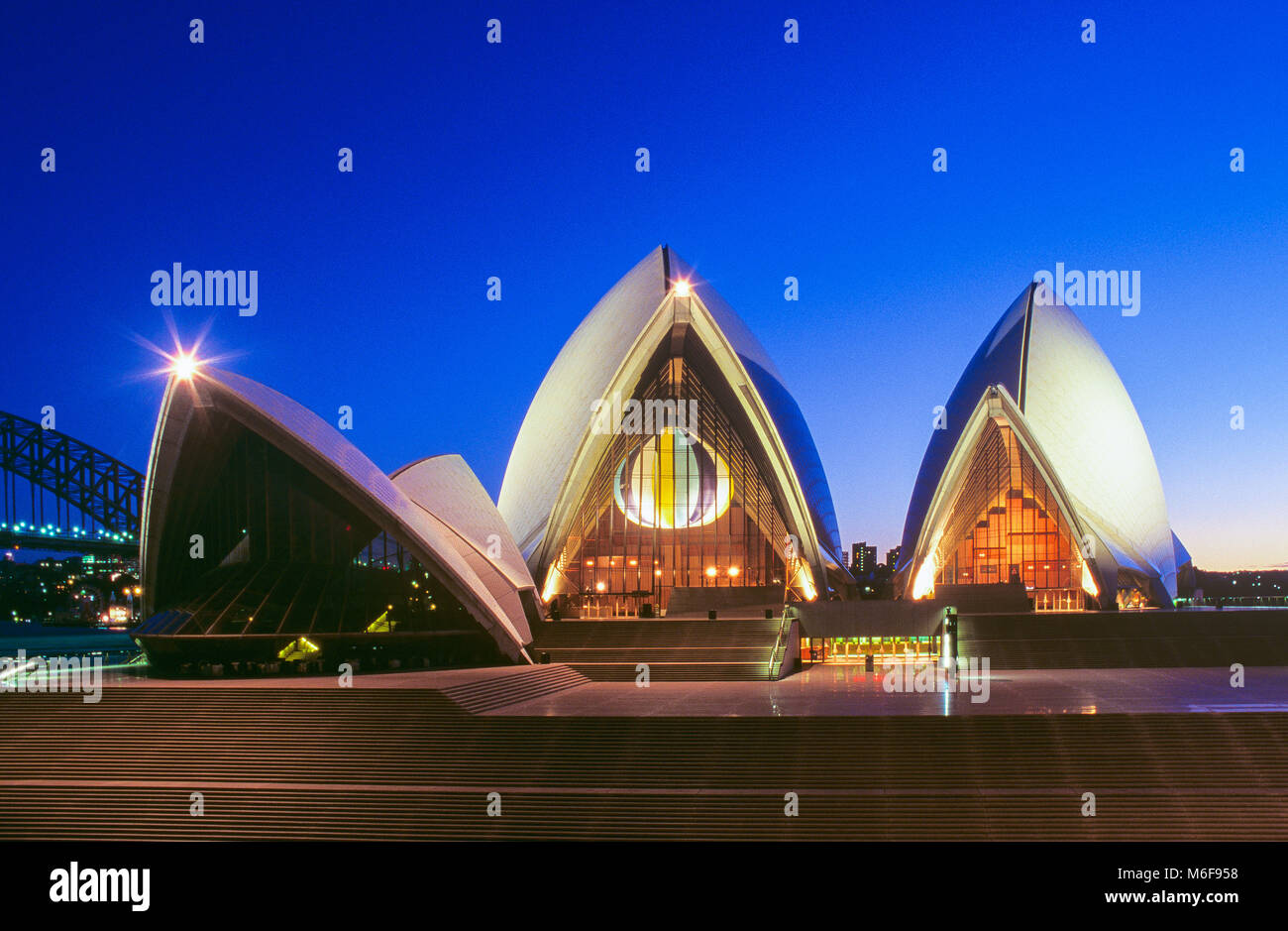 James angus shangri la 2002 -Fotos und -Bildmaterial in hoher Auflösung ...