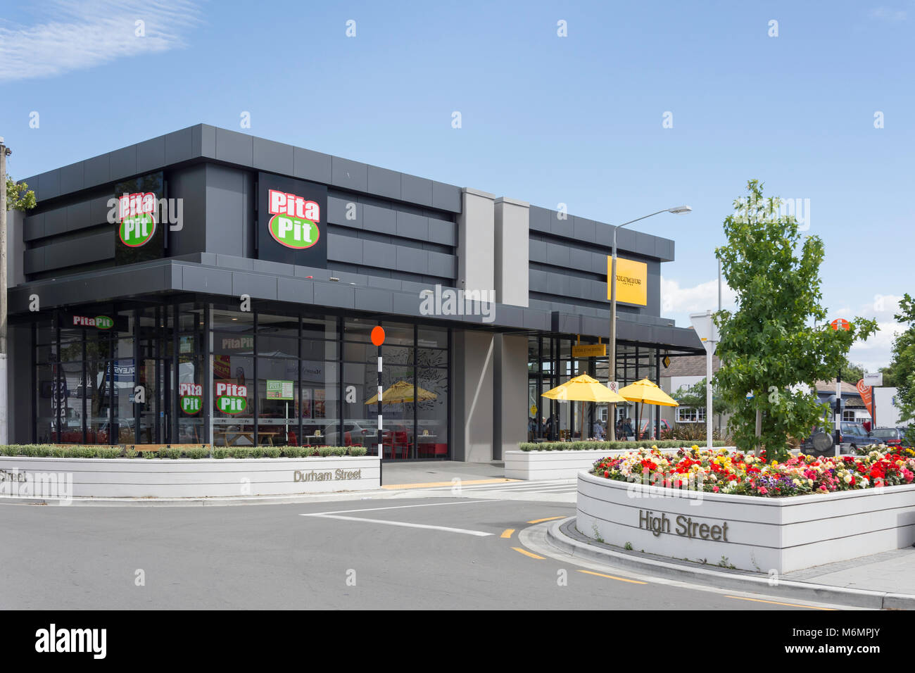 Pita pit restaurant -Fotos und -Bildmaterial in hoher Auflösung – Alamy