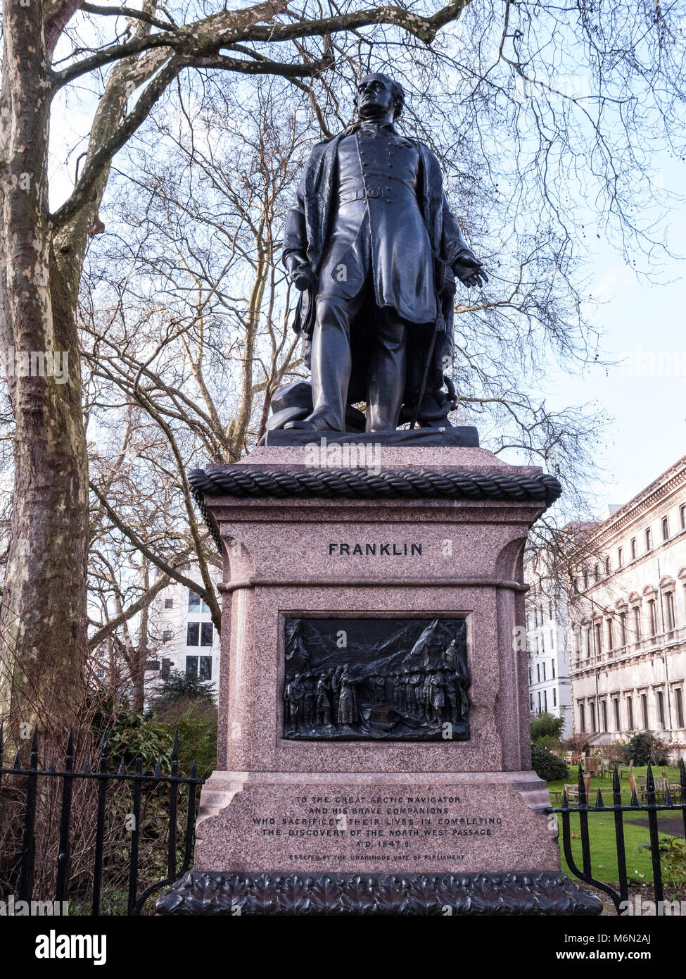 Statue von sir john franklin -Fotos und -Bildmaterial in hoher ...