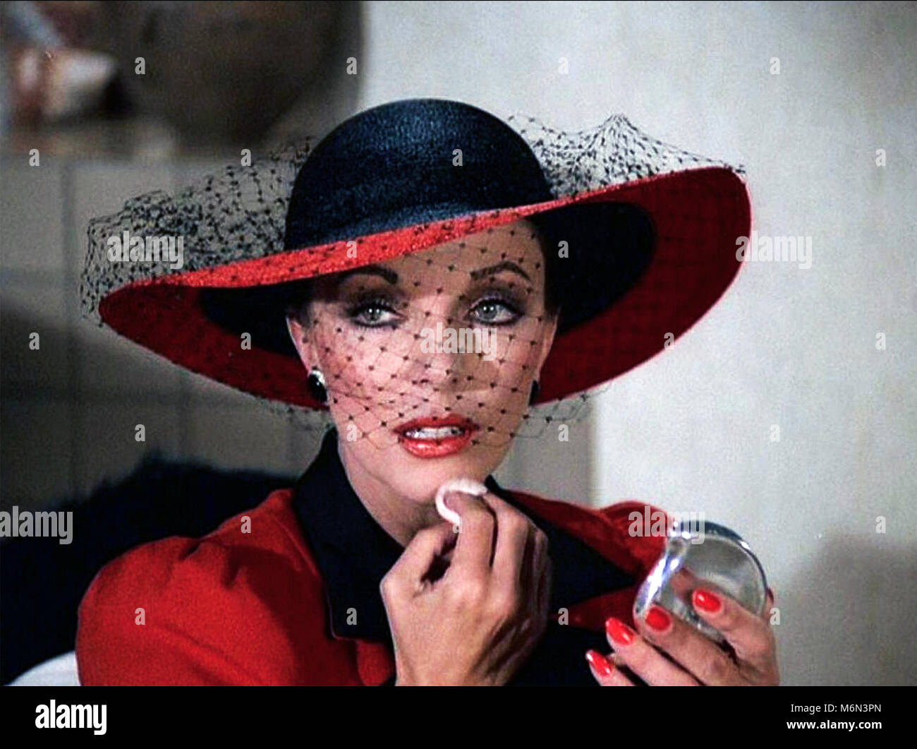 Joan collins dynasty alexis -Fotos und -Bildmaterial in hoher Auflösung ...