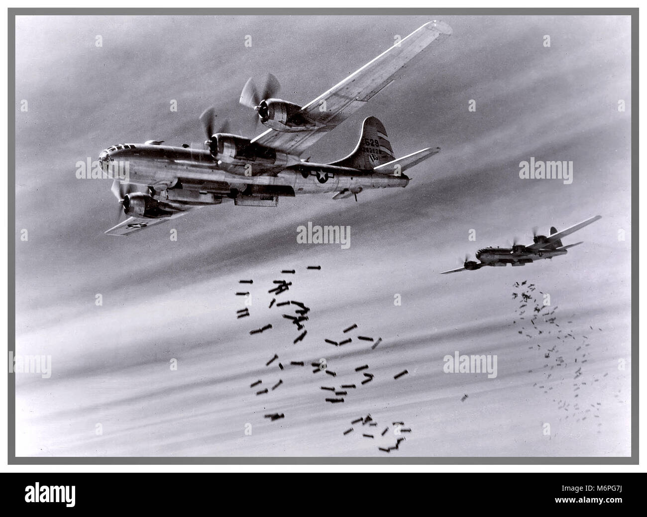 Bomben Fallen Lassen Stockfotos und -bilder Kaufen - Alamy