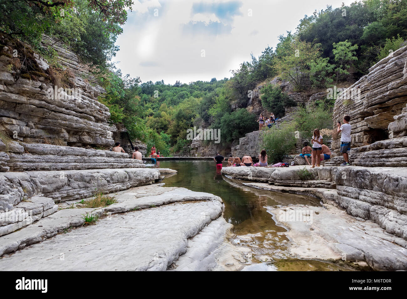 Megalo papingo -Fotos und -Bildmaterial in hoher Auflösung – Alamy