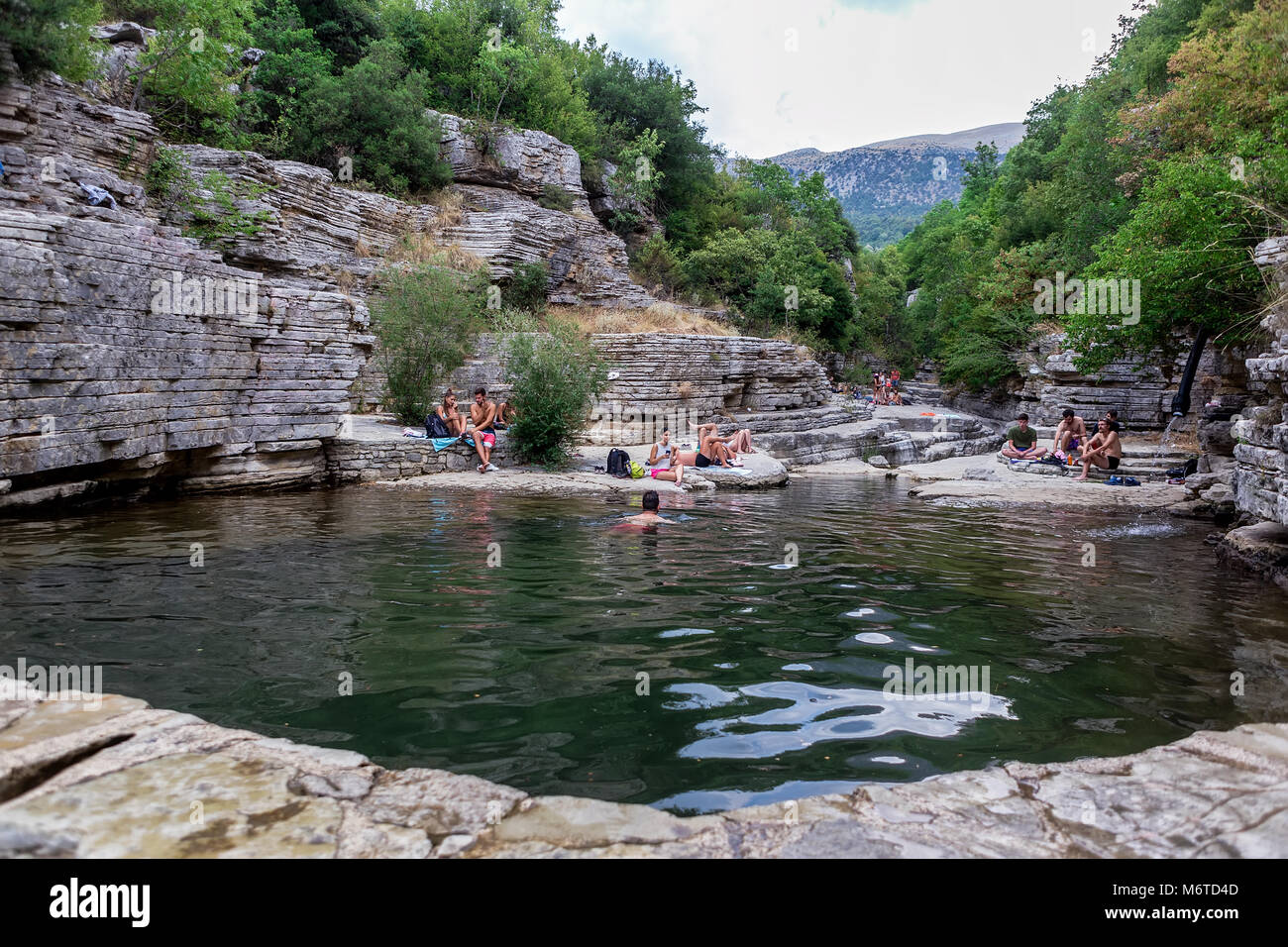 Megalo papingo -Fotos und -Bildmaterial in hoher Auflösung – Alamy