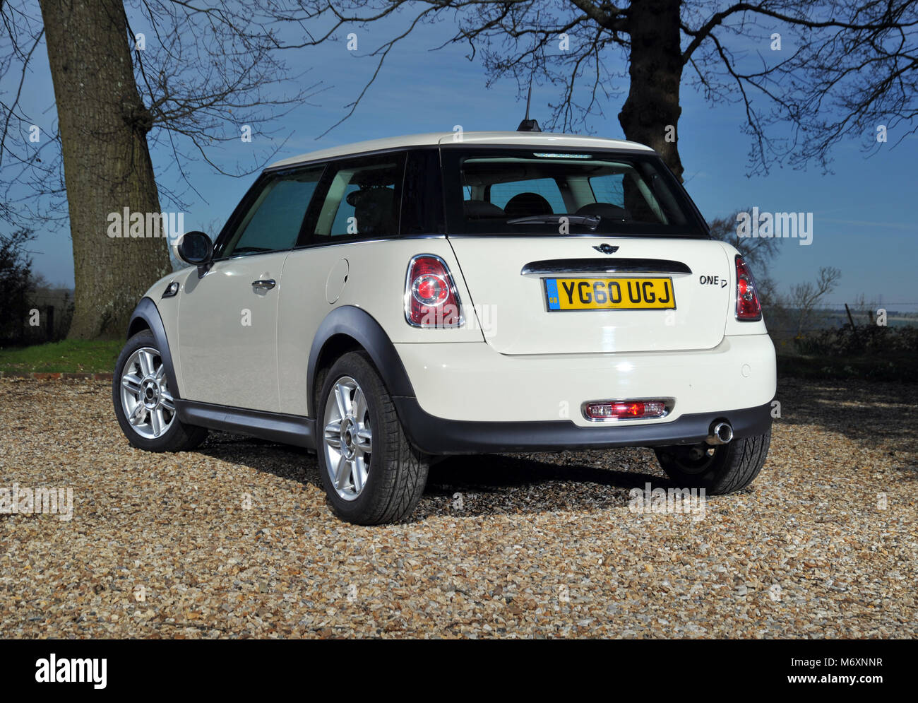 Premium kleinwagen -Fotos und -Bildmaterial in hoher Auflösung – Alamy