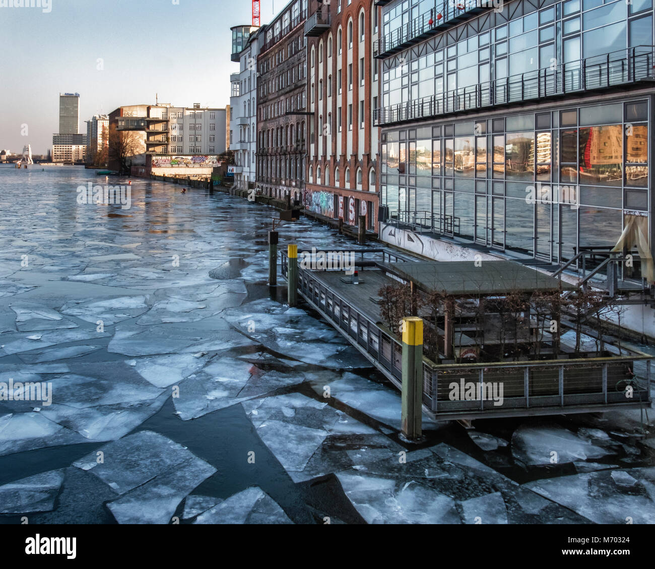 Deutschland, Berlin, Watergate Club Nachtclub & River Terrace. Frozen ...
