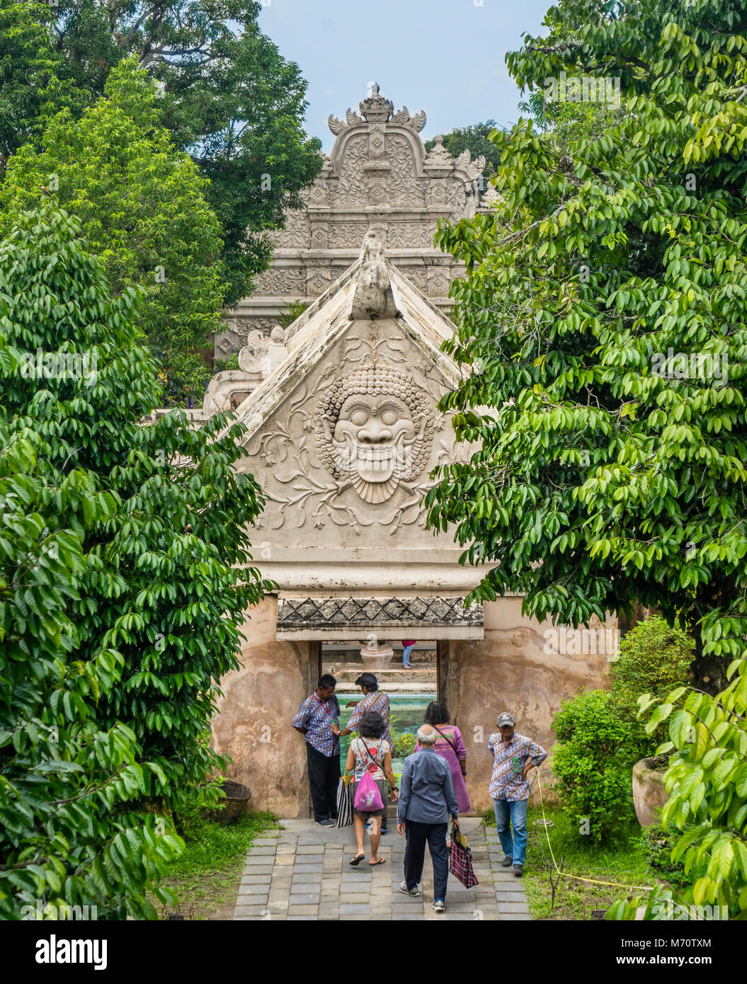 Standort einer ehemaligen burg -Fotos und -Bildmaterial in hoher ...