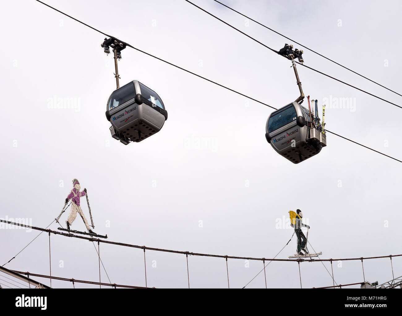 Dekorative skifahrer -Fotos und -Bildmaterial in hoher Auflösung – Alamy