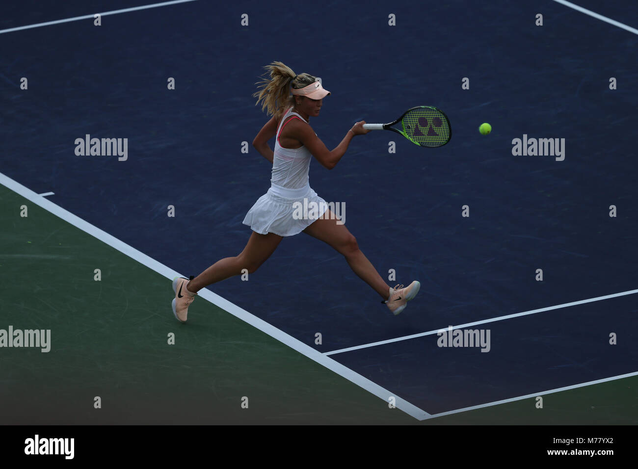 Sofya Zhuk Stockfotos und -bilder Kaufen - Alamy