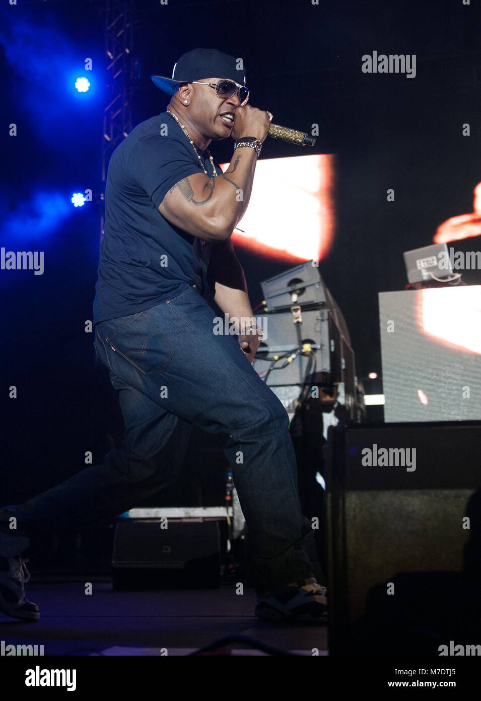 MIAMI GARDENS, FL - 16. März: LL Cool J auf der Bühne, der während der ...