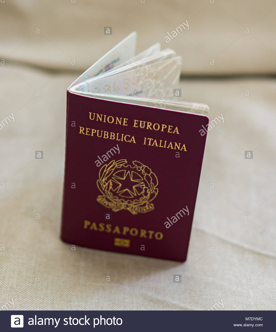 Italienischer Pass Stockfotos & Italienischer Pass Bilder - Alamy