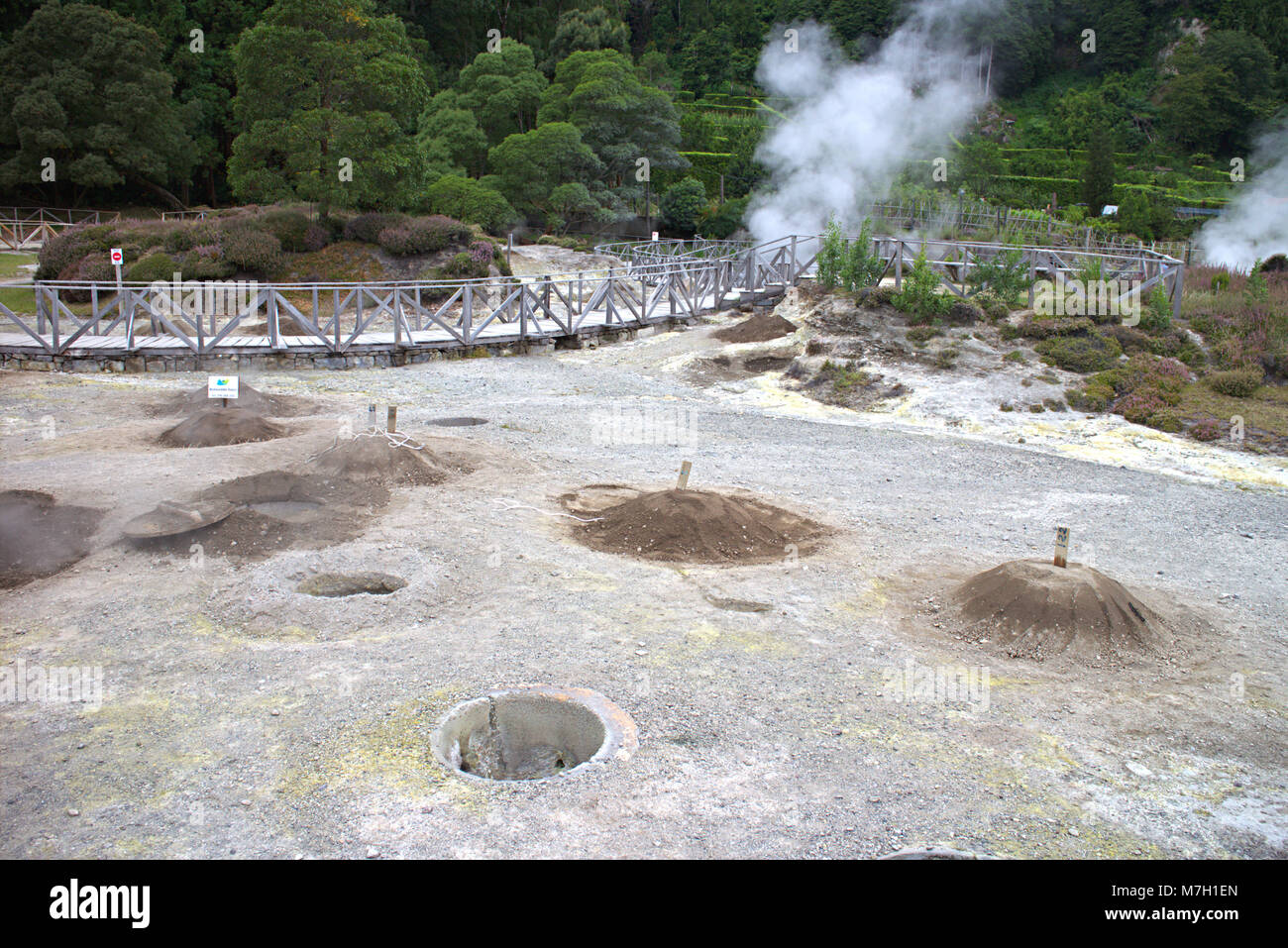 Cooking azores volcano -Fotos und -Bildmaterial in hoher Auflösung – Alamy