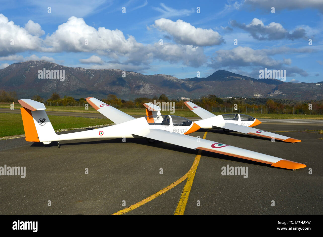 Italienische Luftwaffe Twin Astir Segelflugzeuge aus 60 Stormo in ...