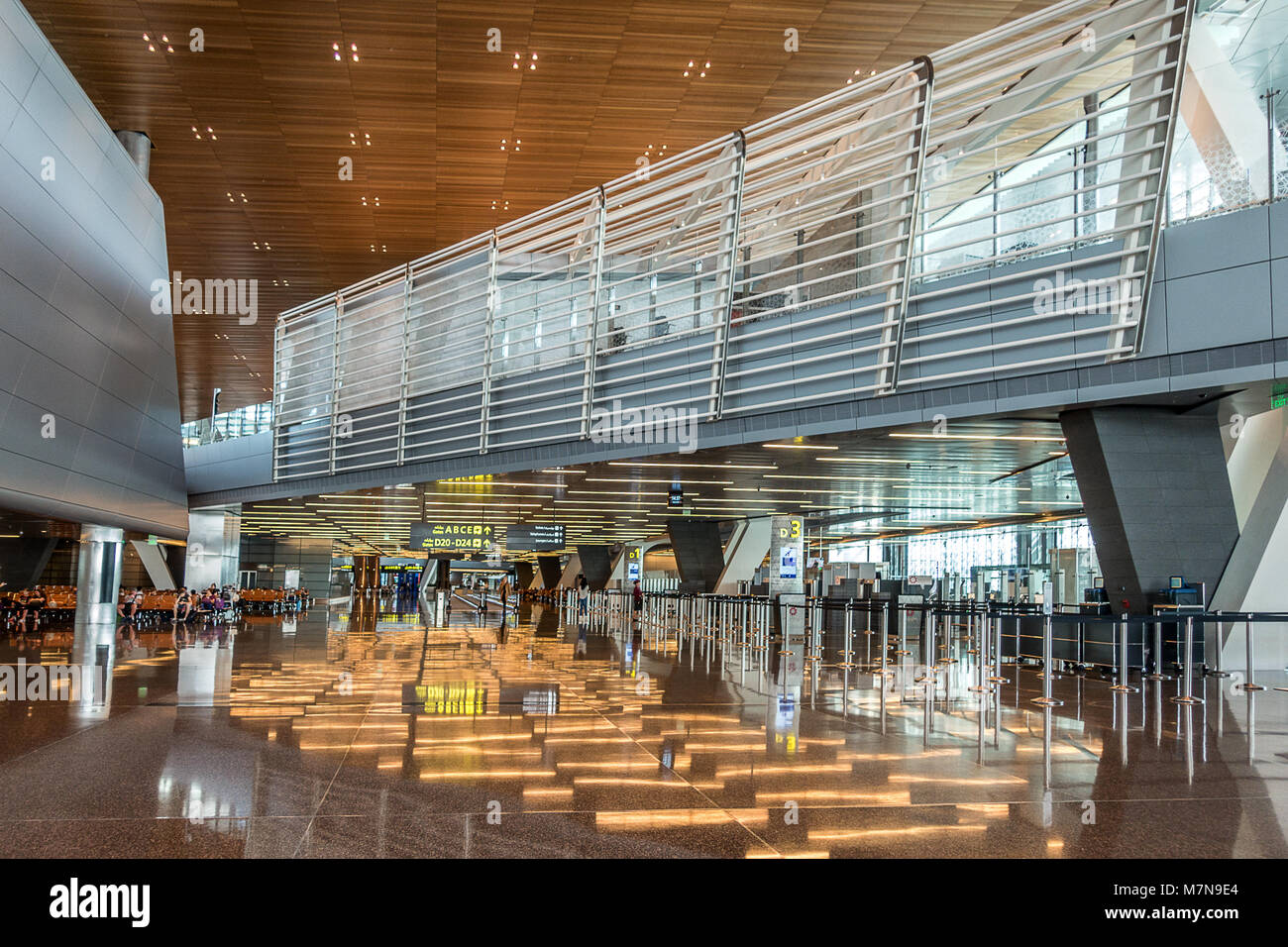 Hamad international airport doha katar -Fotos und -Bildmaterial in ...
