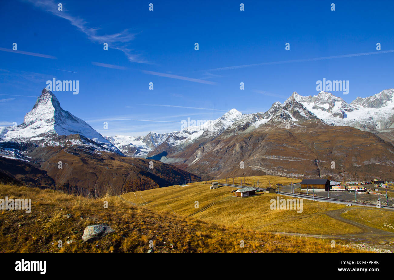 Blick auf das Matterhorn in Zermatt - Gornergrat Bahn Zug Schweiz ...
