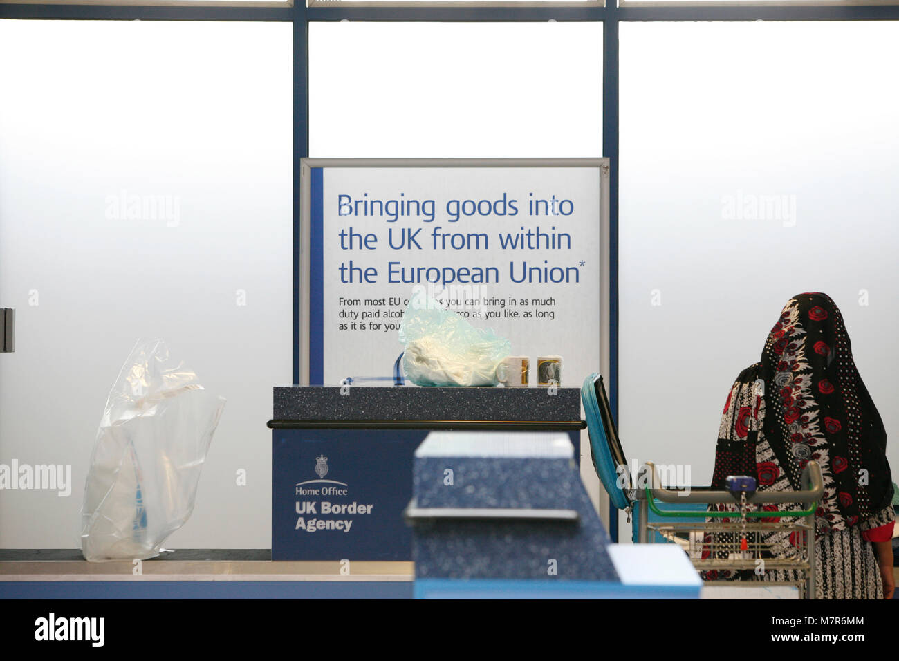 Uk border agency manchester -Fotos und -Bildmaterial in hoher Auflösung ...