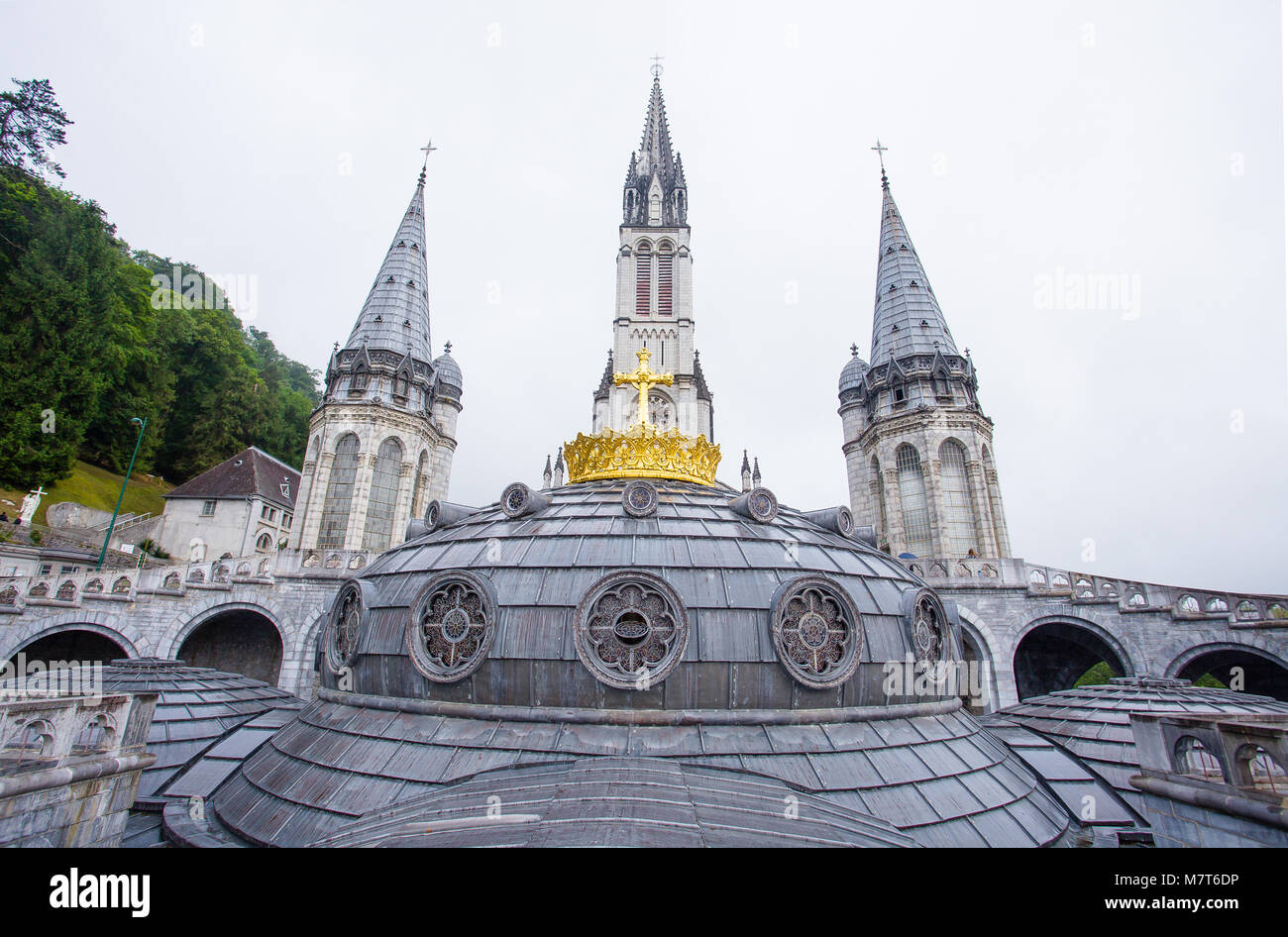 Notre dame du rosaire -Fotos und -Bildmaterial in hoher Auflösung – Alamy