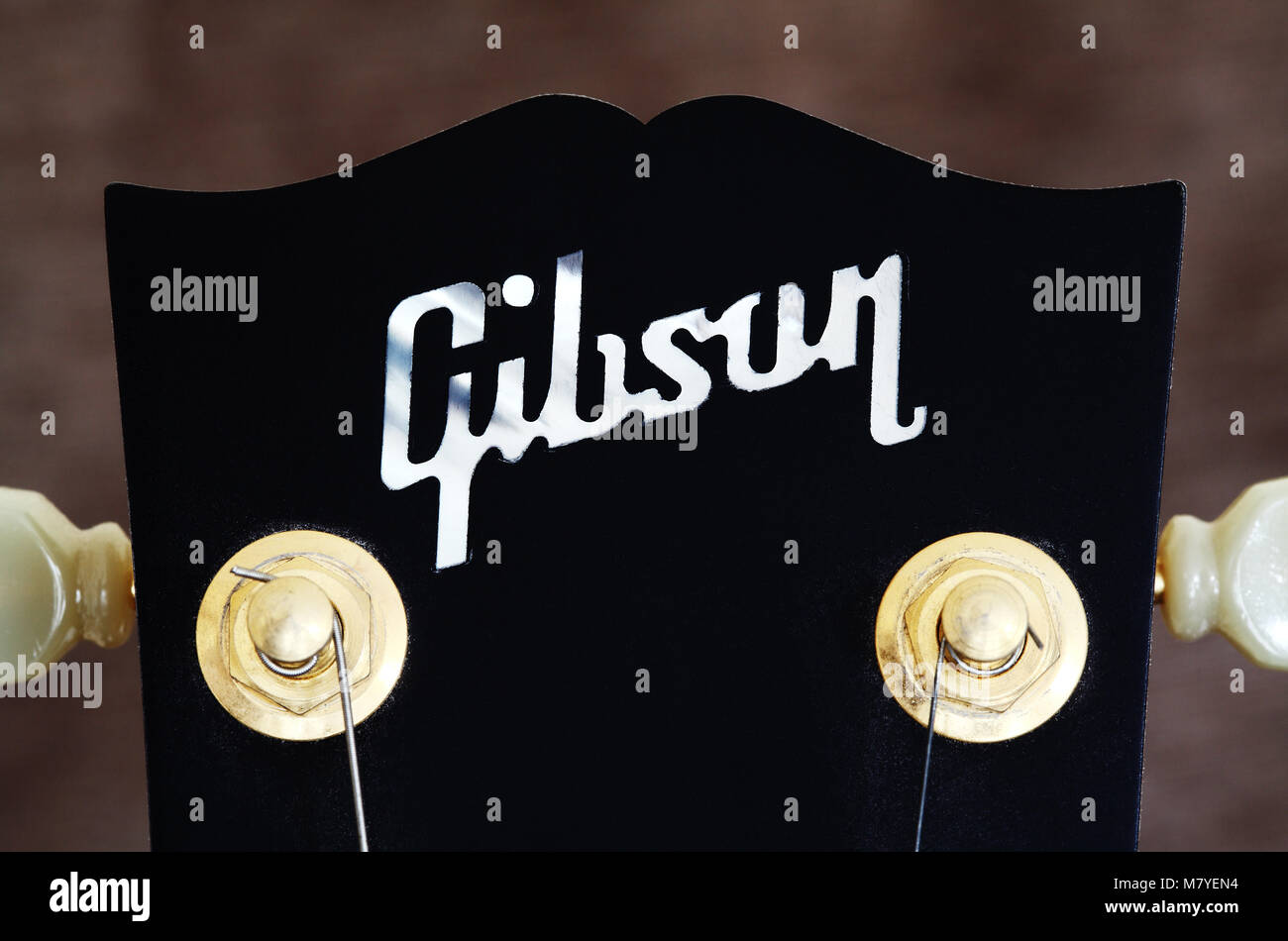Gibson logos -Fotos und -Bildmaterial in hoher Auflösung – Alamy