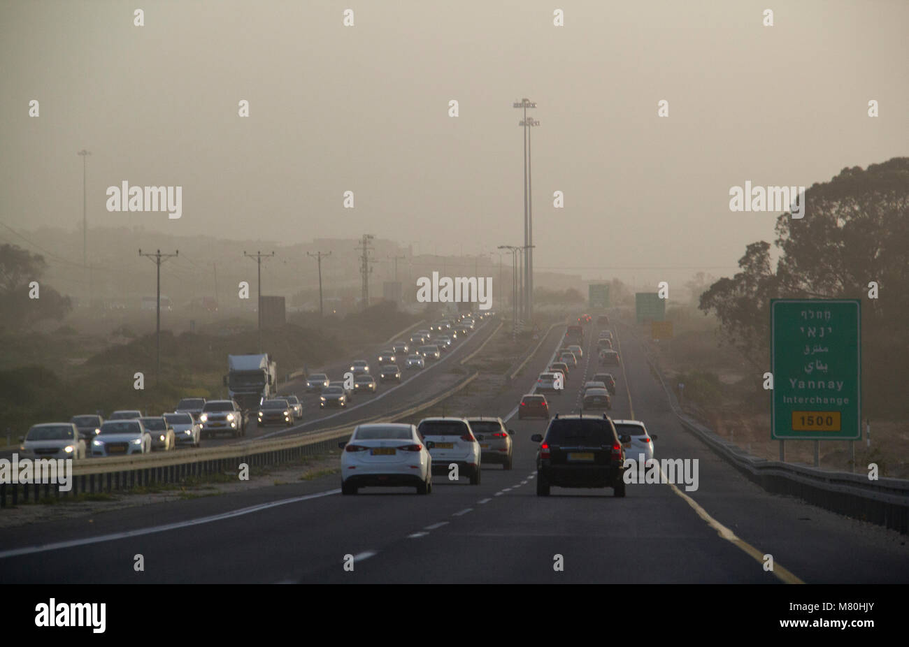 Sandstorm Middle East Stockfotos & Sandstorm Middle East Bilder - Alamy