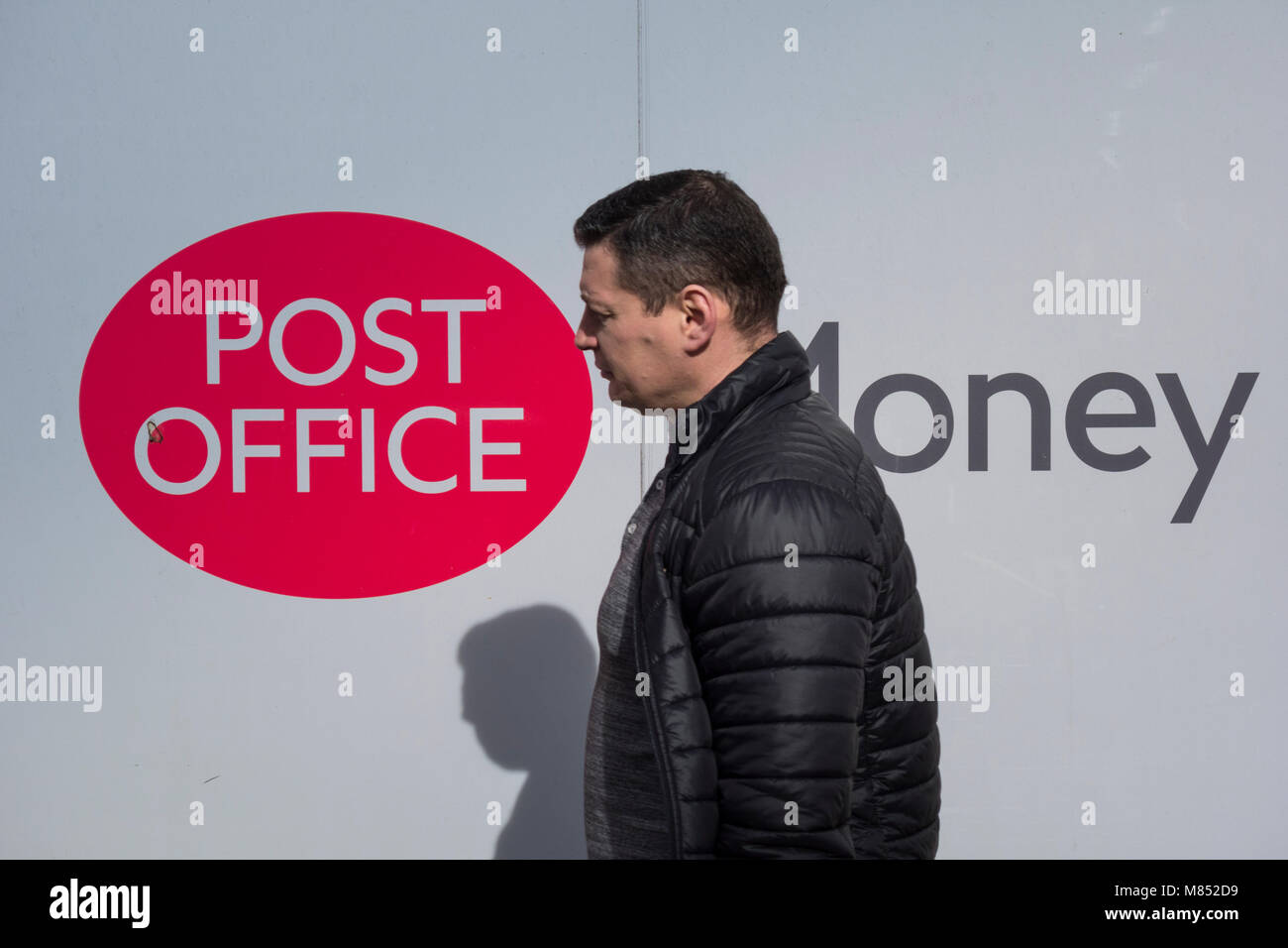 Kensington beitrag -Fotos und -Bildmaterial in hoher Auflösung – Alamy