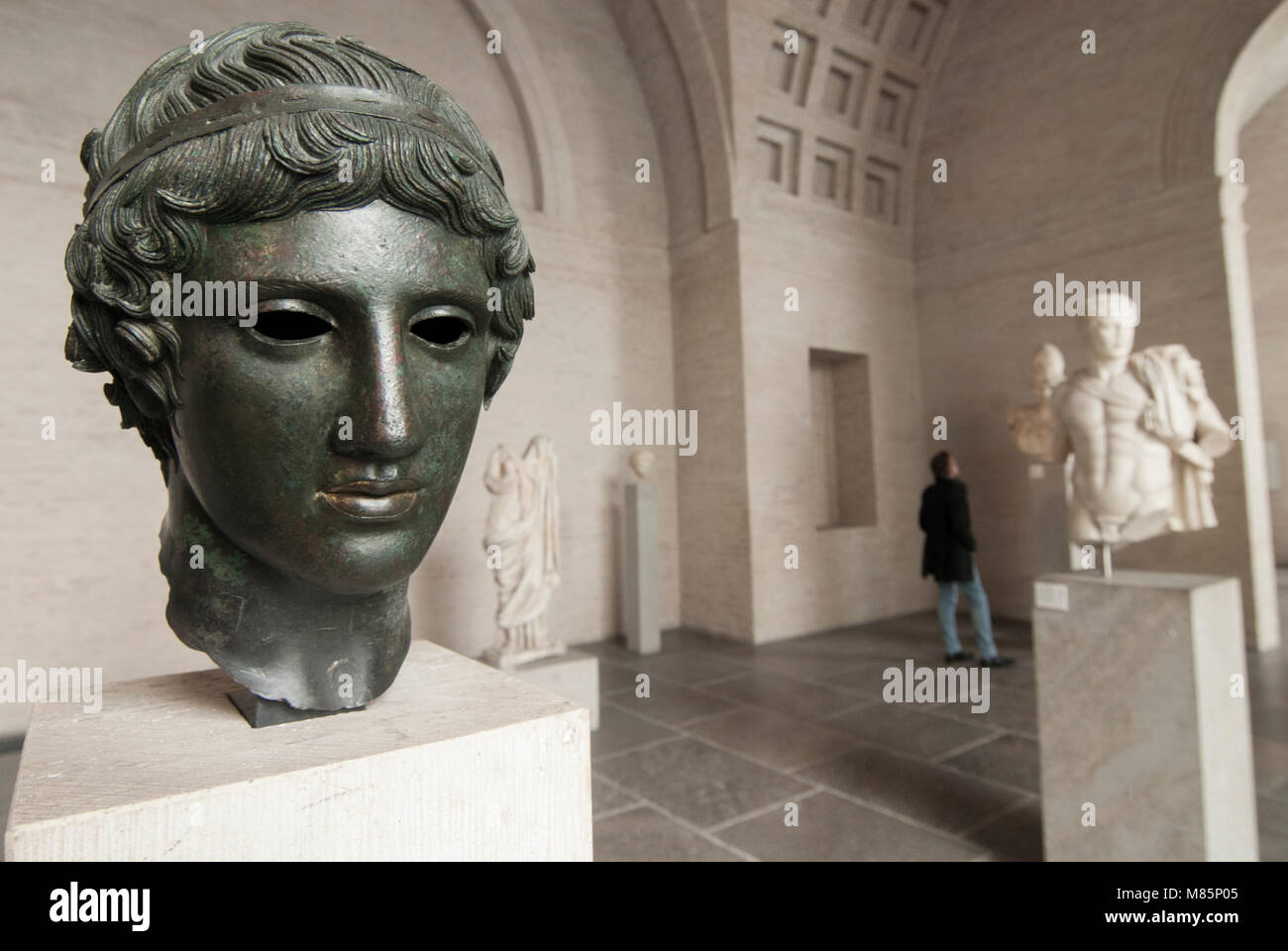 Glyptothek barberini faun -Fotos und -Bildmaterial in hoher Auflösung ...