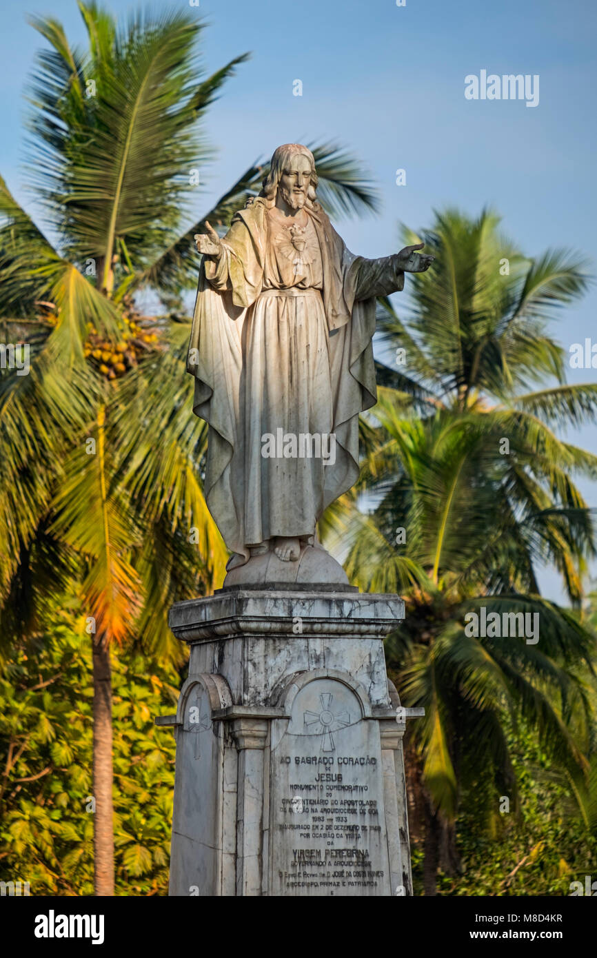 Jesus statue indien -Fotos und -Bildmaterial in hoher Auflösung – Alamy