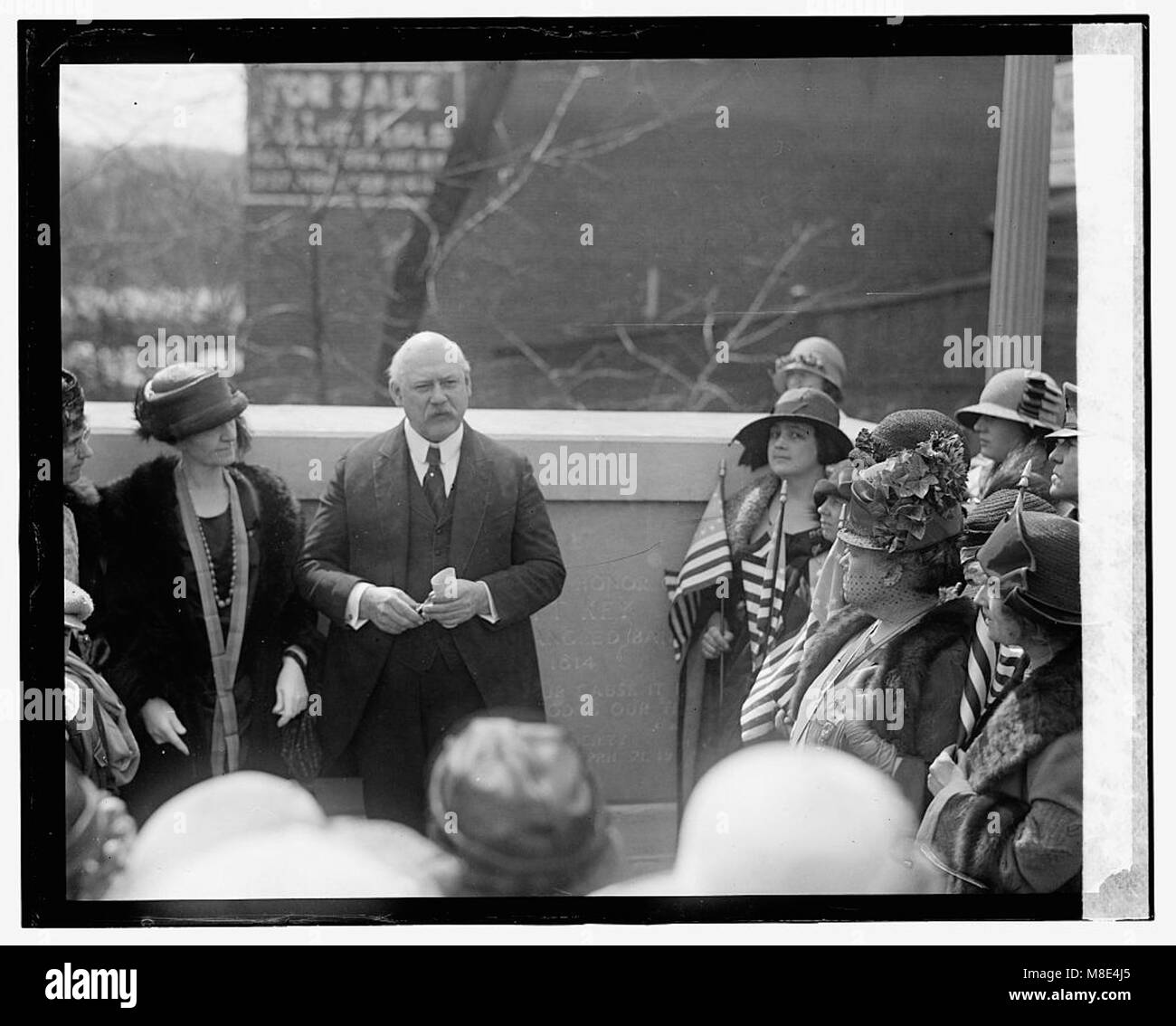 Die Enthüllung des Key Tablets am 21. April 1924 ist ein wichtiges ...