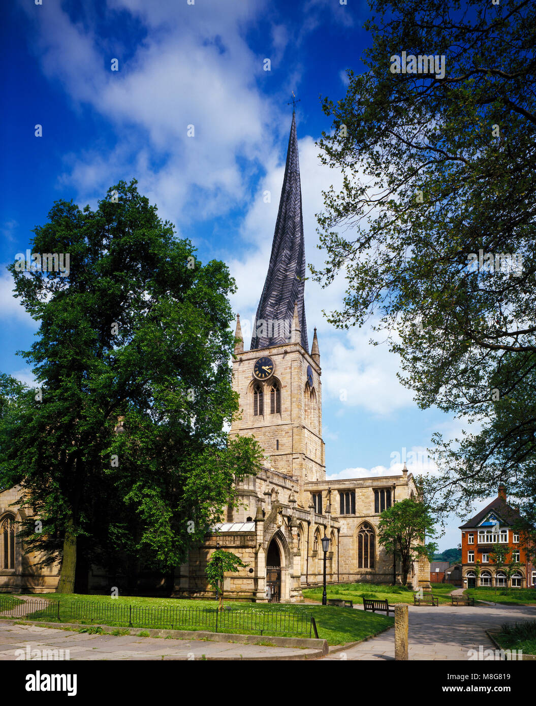Chesterfield kirchen -Fotos und -Bildmaterial in hoher Auflösung – Alamy