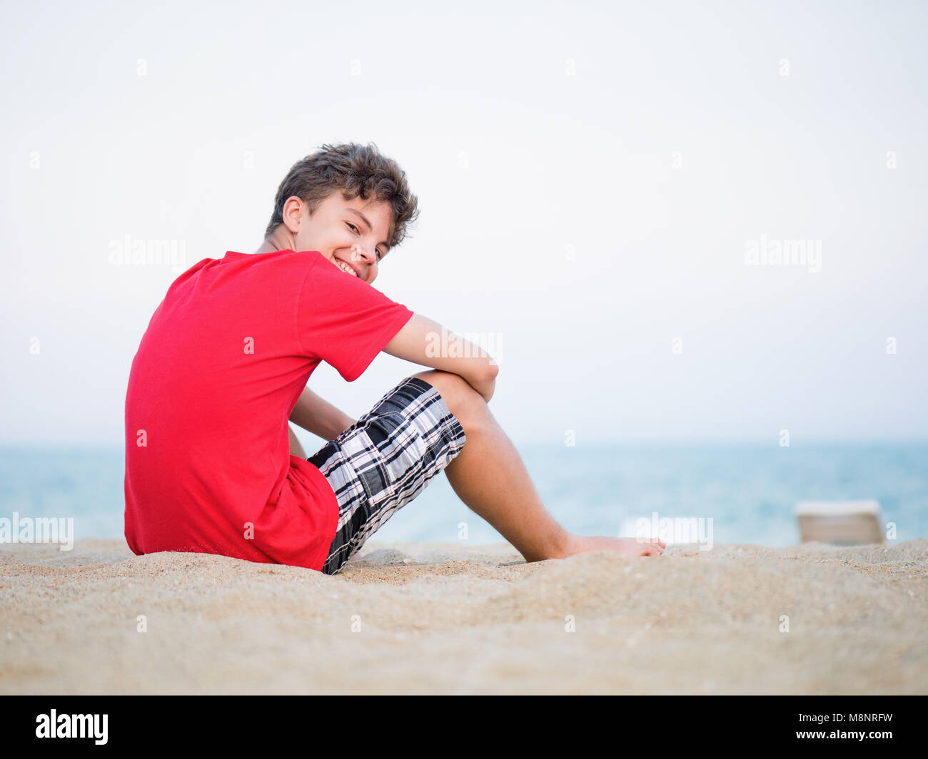 Teenager jugendliche junge leute -Fotos und -Bildmaterial in hoher ...