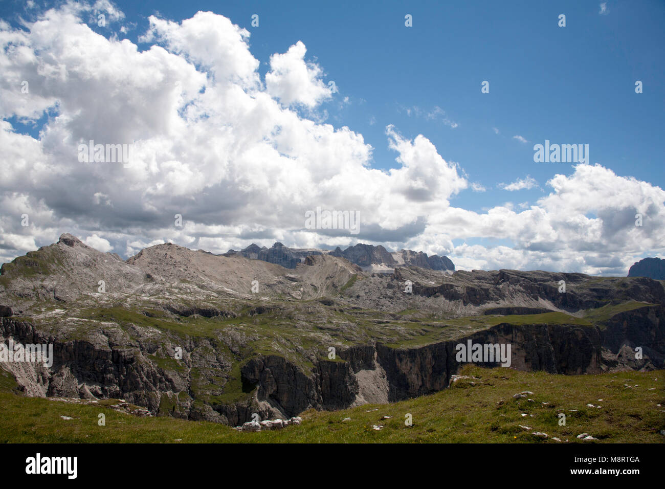 Puez hutte -Fotos und -Bildmaterial in hoher Auflösung – Alamy