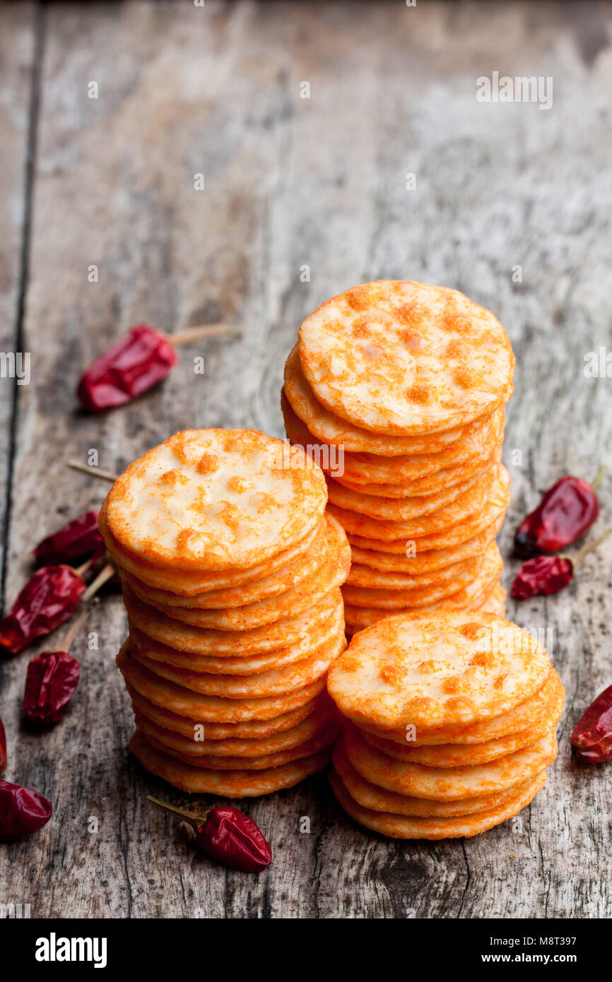 Runder formcracker -Fotos und -Bildmaterial in hoher Auflösung – Alamy