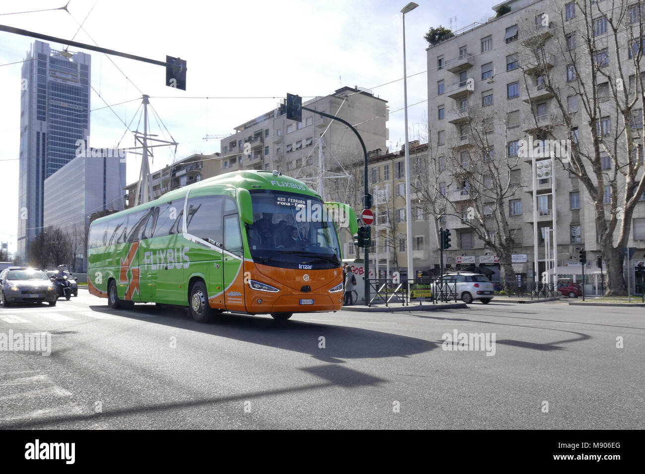 Flixbus coach -Fotos und -Bildmaterial in hoher Auflösung – Alamy