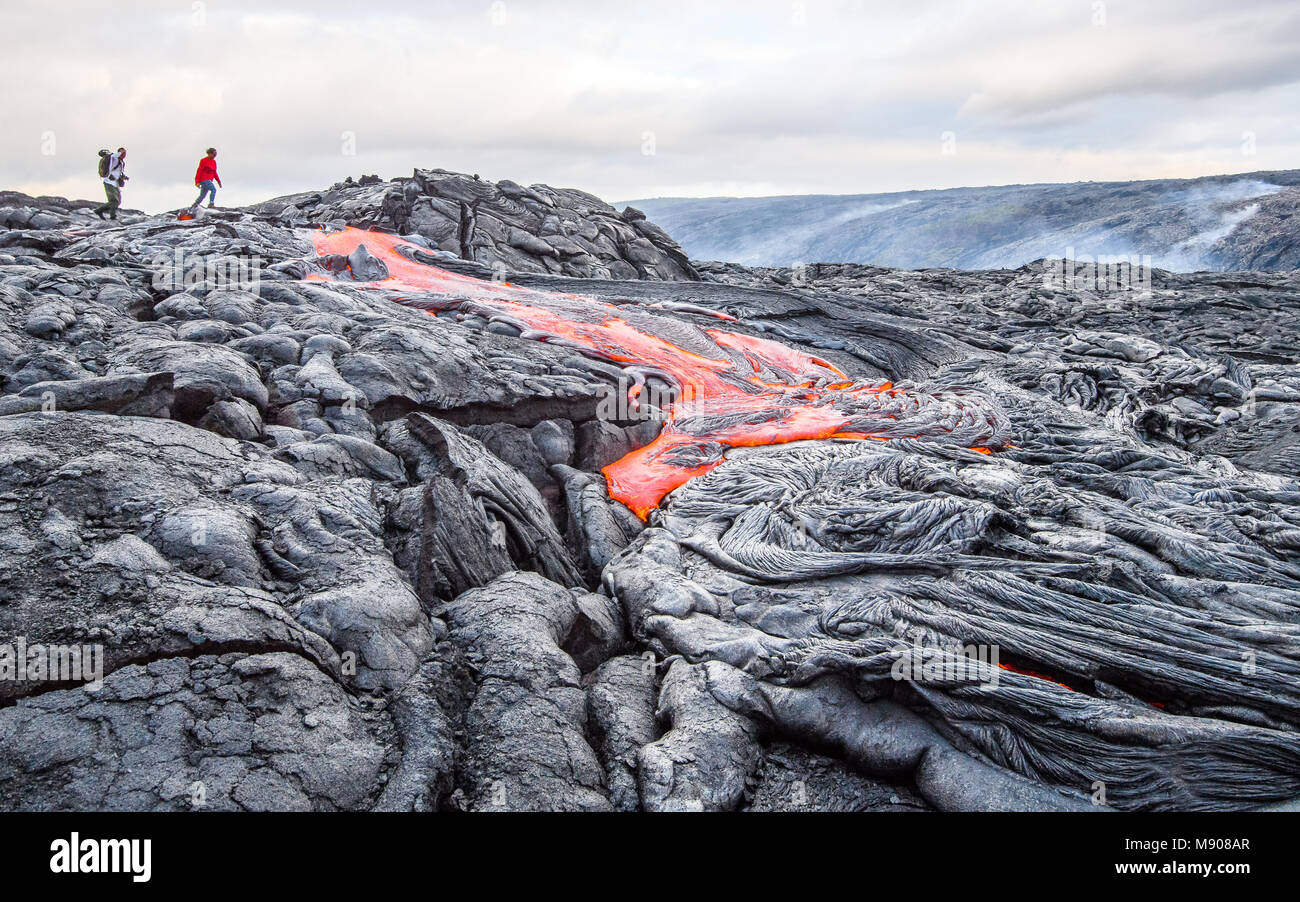 Lava fließt -Fotos und -Bildmaterial in hoher Auflösung – Alamy